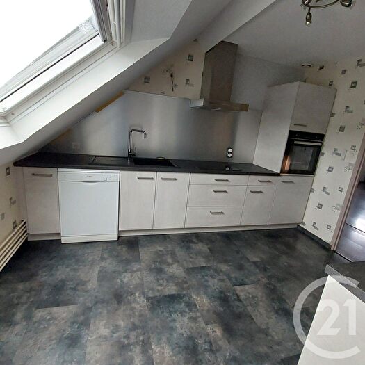 Saint-Dié-des-Vosges, Stanislas - Appartement 4 pièces à louer