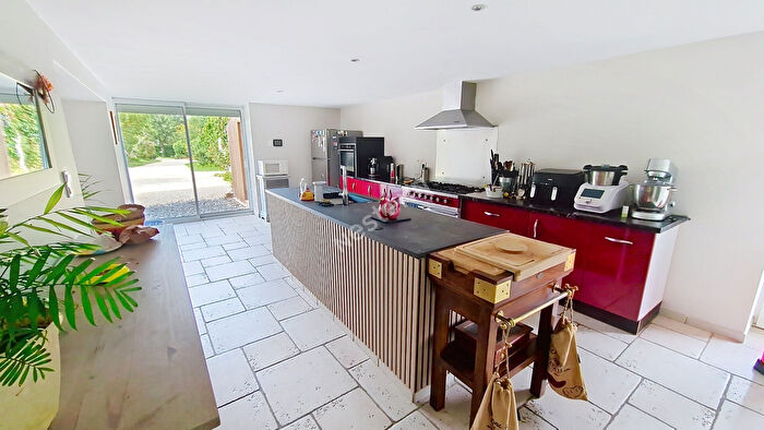 Maison 7 pièces à vendre - Vouneuil-sous-Biard
