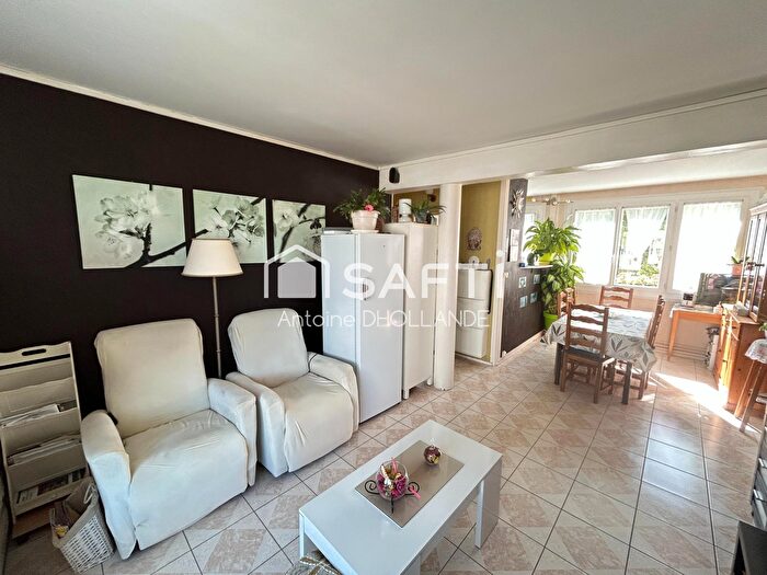 Appartement 4 pièces à vendre à Saint-Quentin, Europe, Rémicourt