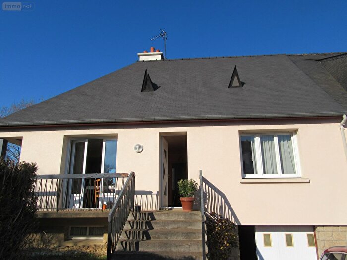 Chartres-de-Bretagne : Maison 6 pièces à vendre