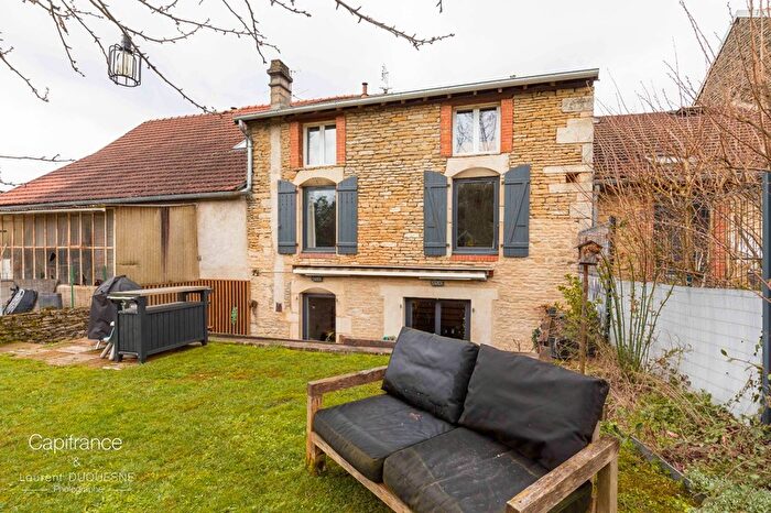 Maison à vendre - Selongey - 7 pièces - 4 chambres