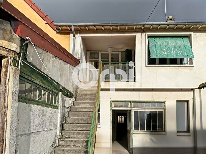 Maison à vendre - Mantes-la-Jolie, Centre-ville - 2 pièces - 1 chambre