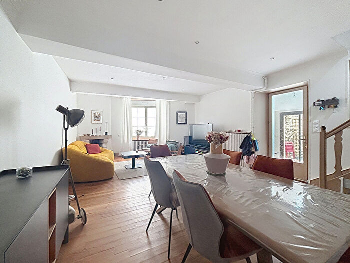 Maison 6 pièces à Laval, Les Pommeraies, à vendre