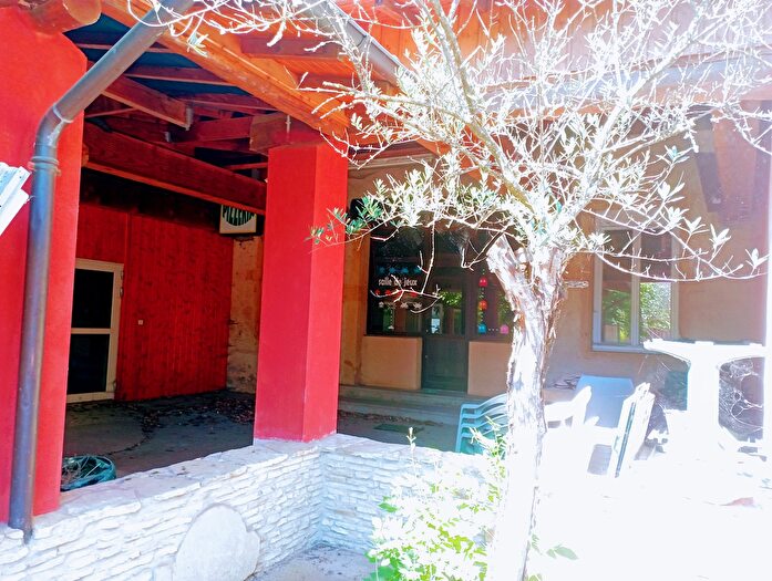 Maison à vendre - Iguerande - 12 pièces