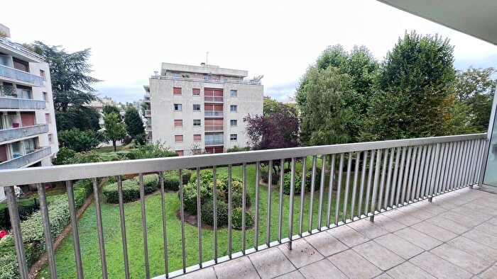 Appartement à louer - Mazurières, Rueil-Malmaison - 2 pièces - 1 chambre
