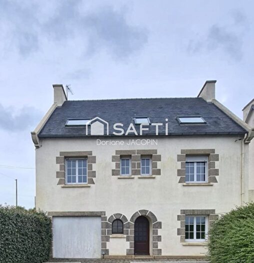 Maison à vendre - Kerlouan - 7 pièces - 5 chambres