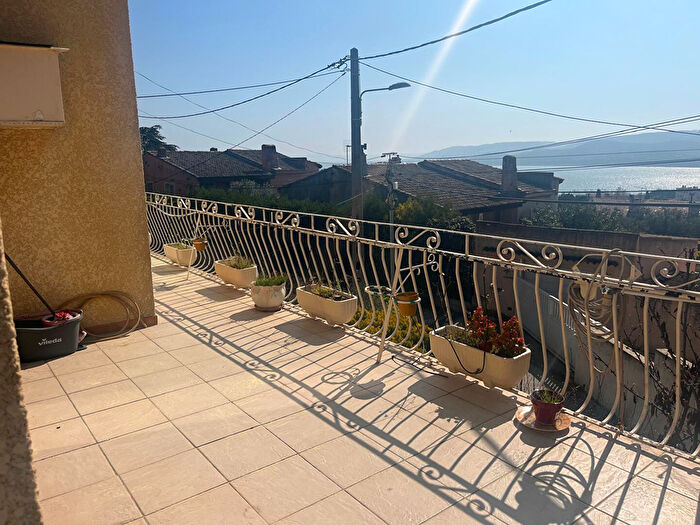 Maison à vendre - Martigues, Notre-Dame des Marins, Canto Perdrix - 7 pièces - 4 chambres