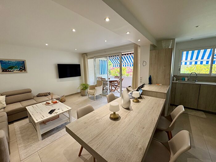 Appartement à vendre - Cassis - 3 pièces - 2 chambres