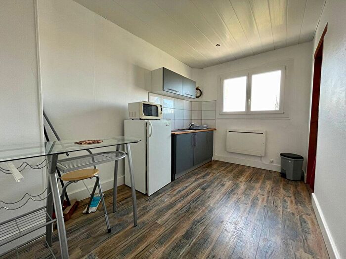 Appartement à louer - Saurupt-Clémenceau, Nancy - 1 pièce - 1 chambre