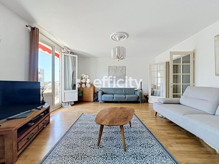 Tours, Grammont : Appartement 5 pièces à vendre