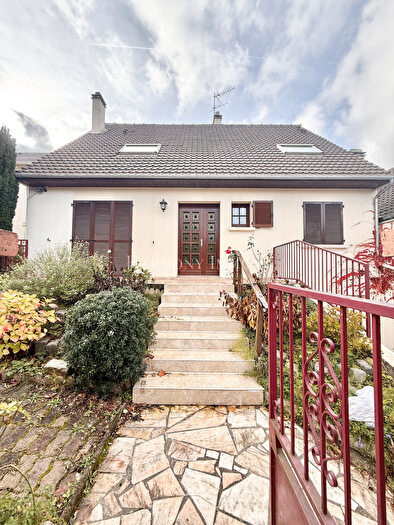 Maison 6 pièces à Antony, Baconnets, à vendre