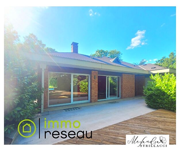 Maison 8 pièces à Sainte-Ruffine, à vendre