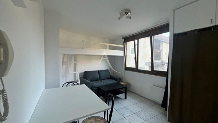 Appartement 1 pièce à Cergy, Bords d'Oise, à louer