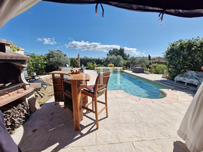 Maison à vendre - Saint-Saturnin-lès-Apt - 5 pièces - 4 chambres