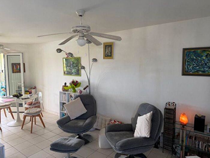 Appartement 3 pièces à vendre à Le Gosier