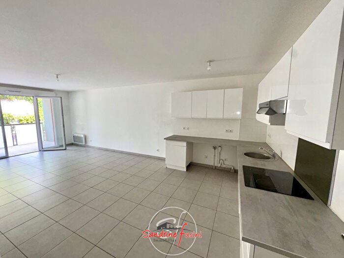 Appartement 3 pièces à Carros, à vendre