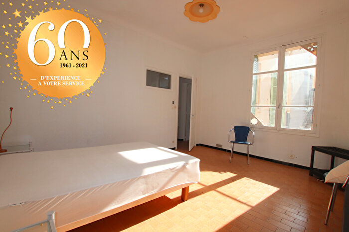 Appartement à vendre - Saint-Raphaël, Centre-ville - 1 pièce