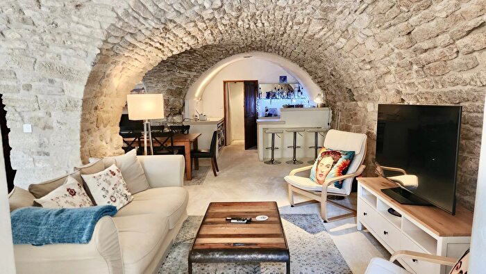 Maison à vendre - Saignon - 5 pièces - 2 chambres