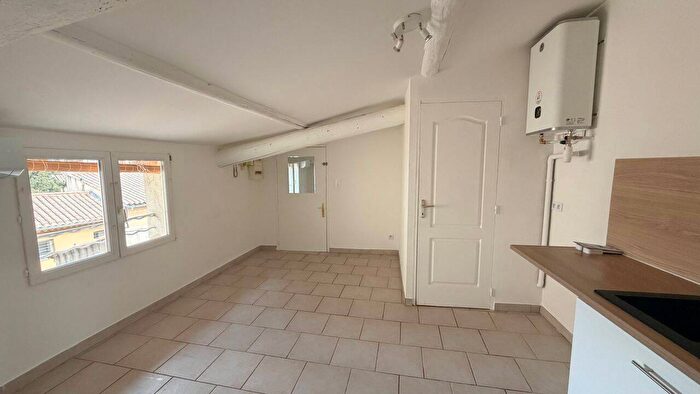 Appartement 1 pièce à louer - Nevons-route d'Apt, L'Isle-sur-la-Sorgue