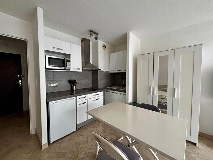 Appartement à louer - Musiciens, Thiers, Nice - 1 pièce