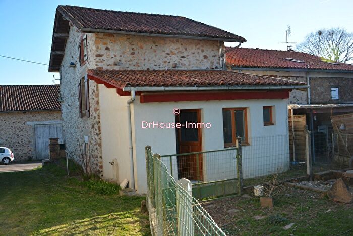 Maison 3 pièces à vendre à Rochechouart