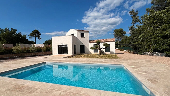 Saint-Maximin-la-Sainte-Baume, Vérane : Maison 4 pièces à vendre
