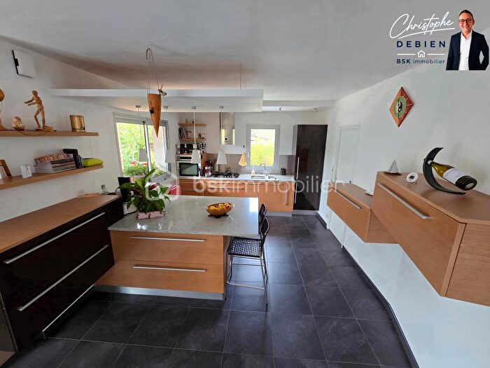 Maison 5 pièces à Les Brouzils, à vendre