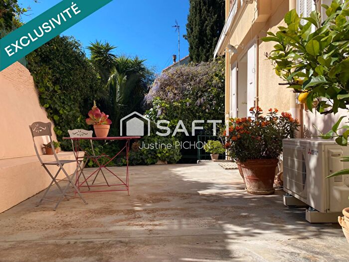 Appartement à vendre - Toulon, Aguillon - 3 pièces - 2 chambres