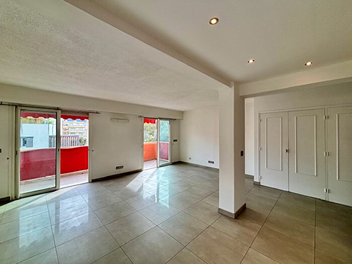 Appartement à vendre - Cannes, Carnot - 2 pièces - 1 chambre