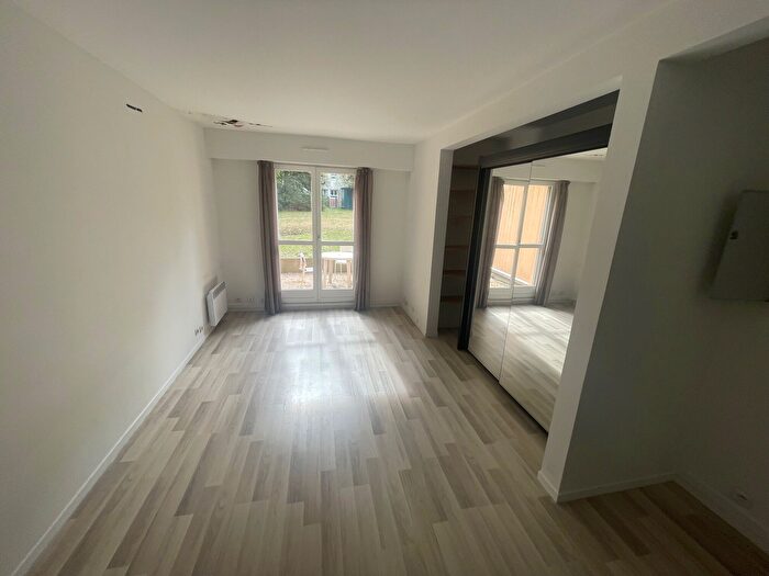 Appartement à louer - Courbevoie - 1 pièce - 1 chambre
