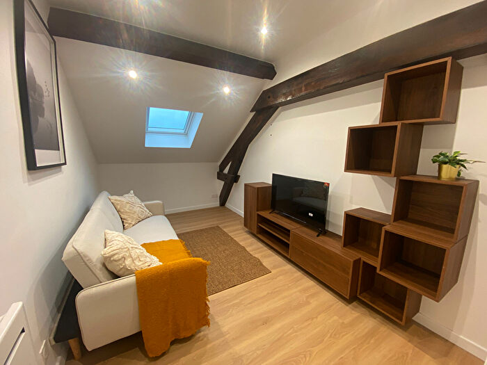 Appartement à louer - Corbeil-Essonnes, Centre-ville - 2 pièces - 1 chambre