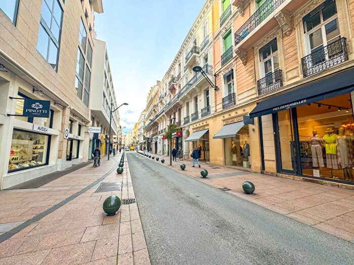 Appartement 4 pièces à vendre - Cannes, Centre-ville