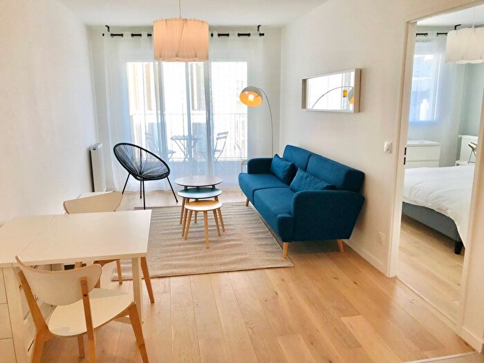 Appartement à louer - Gambetta, Paris ème arrondissement - 2 pièces - 1 chambre