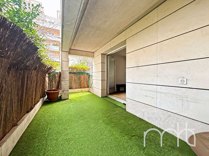 Appartement à louer - Centre-Voltaire, Asnières-sur-Seine - 3 pièces - 2 chambres