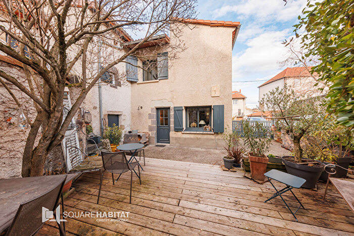 Maison à vendre - Yssac-la-Tourette - 6 pièces - 4 chambres