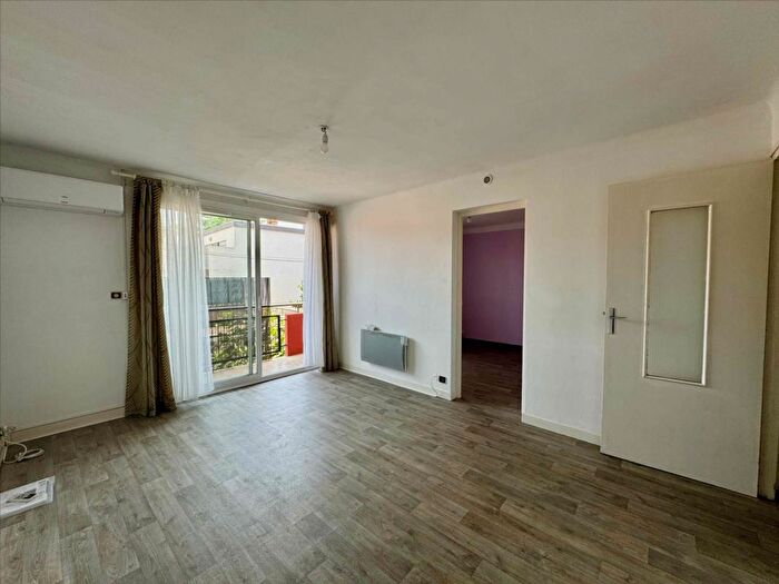 Appartement 4 pièces à Béziers, Champ de Mars, à louer