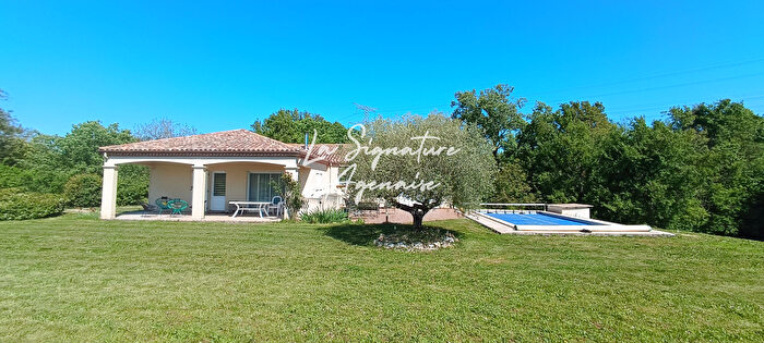 Maison à vendre - Saint-Vincent-de-Lamontjoie - 6 pièces - 5 chambres