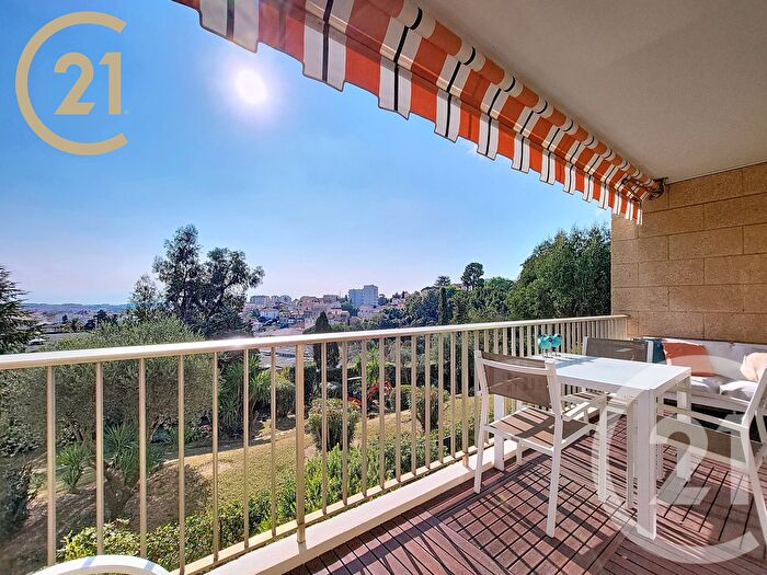 Appartement à vendre - Cannes, Petit Juas - 3 pièces - 2 chambres