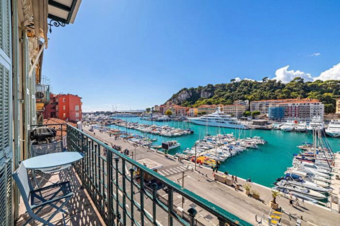 Appartement à vendre - Nice, Le Port - 2 pièces - 1 chambre