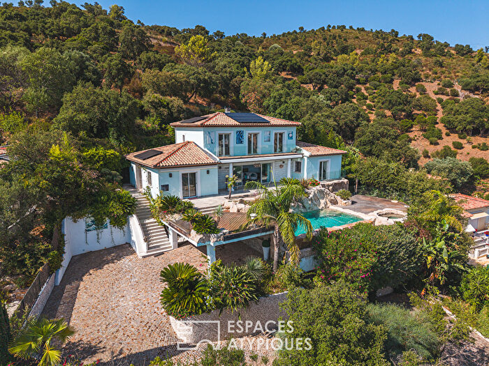 Maison 9 pièces à Hyères, Pyanet, à vendre