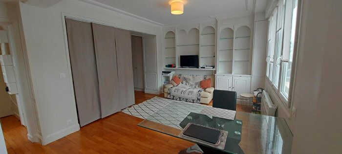 Appartement à louer - Angers, Belle, Beille - 1 pièce