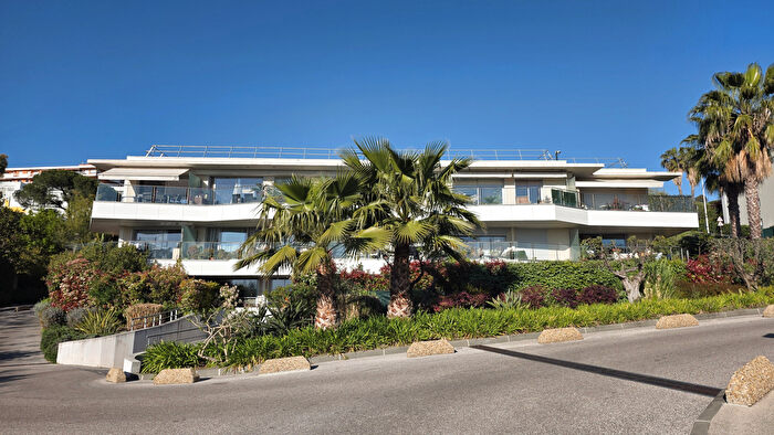 Appartement 1 pièce à Nice, Corniche Fleurie, à vendre
