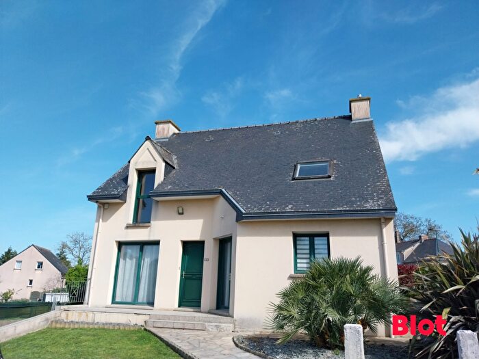 Maison à vendre - Taillis - 6 pièces - 4 chambres