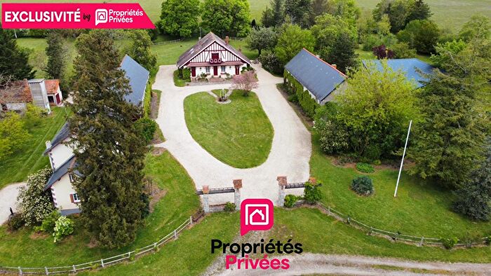 Maison à vendre - Pressigny-les-Pins - 15 pièces - 10 chambres