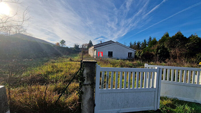 Maison à vendre - Saint-Antoine - 5 pièces - 4 chambres