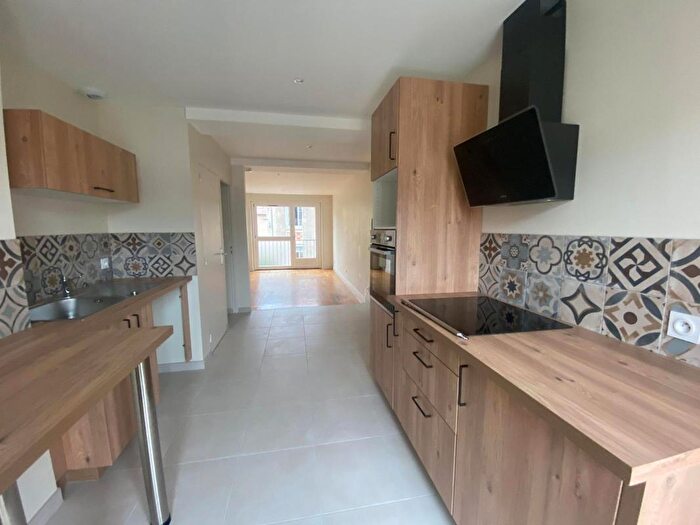 Appartement à louer - Montbrison, Centre-ville - 2 pièces - 1 chambre