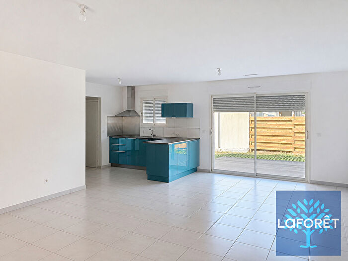 Maison 7 pièces à Pomarez, à vendre
