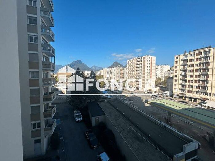 Appartement à louer - Abry, Grenoble - 2 pièces - 1 chambre