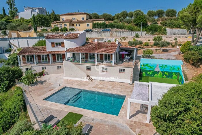 Maison à vendre - Nice - 6 pièces - 5 chambres