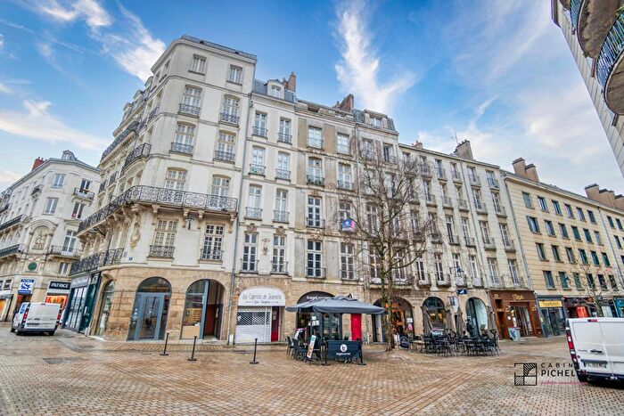 Nantes, Centre-ville : Appartement 2 pièces à louer